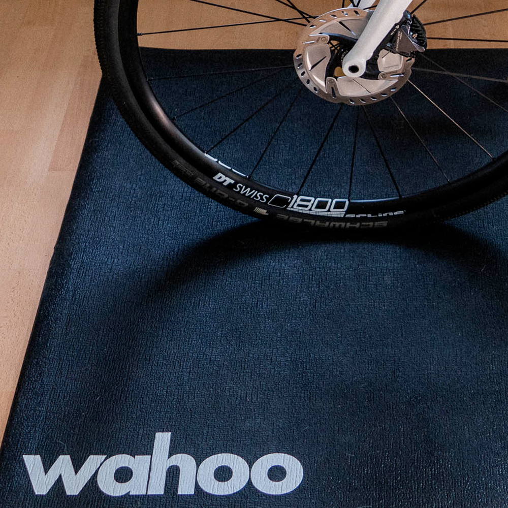 WAHOO KICKR TRAINER FLOORMAT แผ่นรองเครื่องฝึกการเทรนปั่นจักรยาน