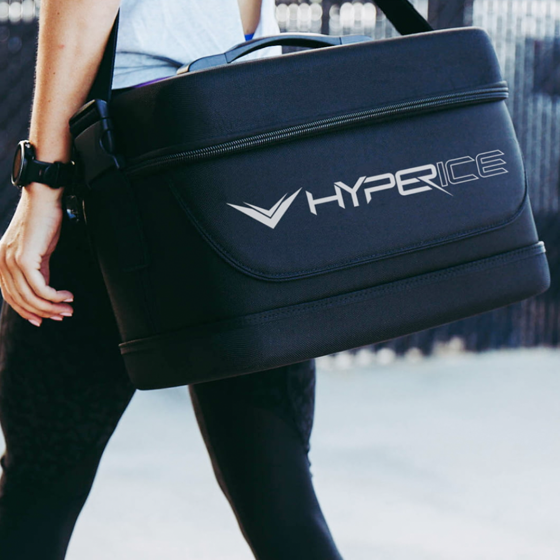 Hyperice Normatec 3 Carry Case กระเป๋าสำหรับใส่อุปกรณ์ Normatec