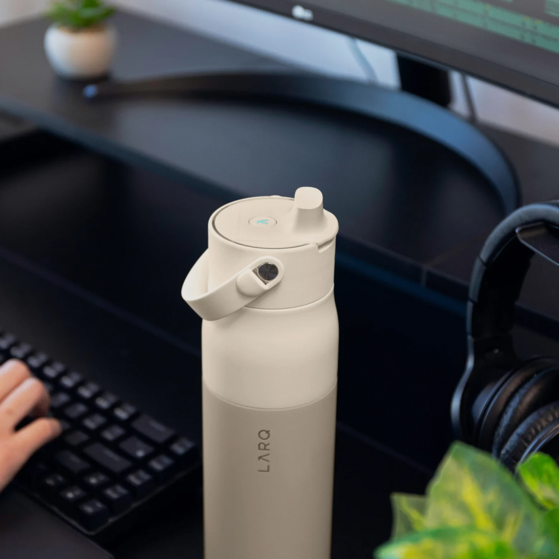LARQ Bottle PureVis 2 กระบอกน้ำเก็บความเย็น เทคโนโลยี UV-C ทำความสะอาด ...